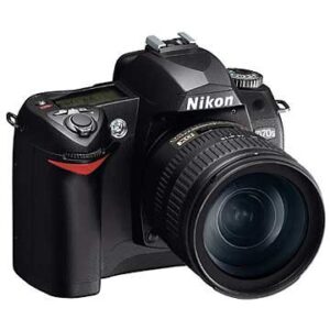 nikon d70s digital slr camera kit with 18-70mm and 55-200mm nikkor lenses