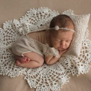 Baby Photography Props Wrap Mat Newborn Boy Girl Photo Shoot Pillow with Lace Wrap Mat Photography Shoot (White)