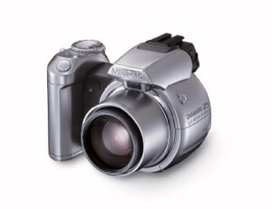 minolta dimage z1 3.2mp digital camera