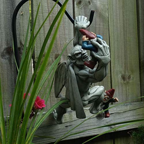 BELLA HAUS DESIGN Great Gargoyle Gnome Massacre Fence Hanger - Polyresin Outdoor Wall Décor - Detailed Hanging Statue – Gnome with Gothic Climbing Grotesque Gargoyle for Patio, Porch, Fence, Garden