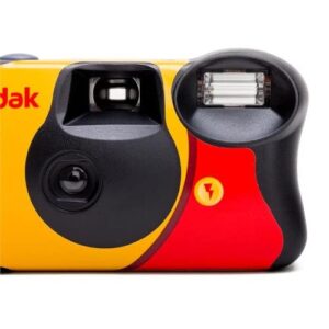 kodak 3920949 Fun Saver Single Use Camera with Flash (Yellow/Red)