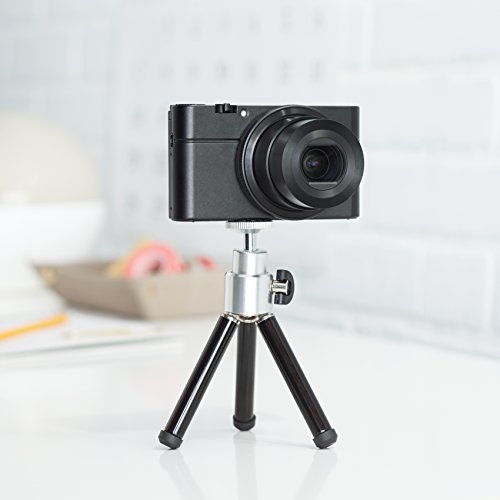 Amazon Basics Lightweight Mini Tripod