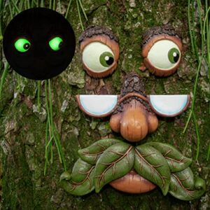 tree faces decor outdoor – tree hugger yard art garden decoration – unique garden peeker for outdoors and indoors – old man tree art