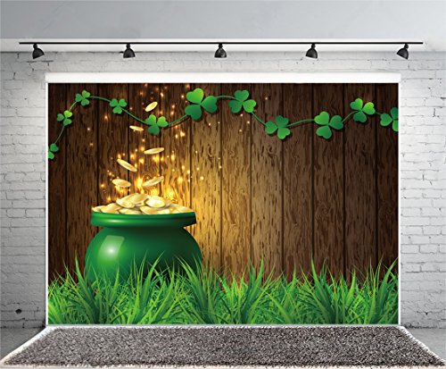 Baocicco 7x5ft Vinyl St.Patrick's Day Backdrop Pot of Gold Photography Background Lucky Irish Shamrock Wooden Texture Wall Grass Field Children Baby Adults Portraits Photo Studio