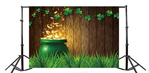 Baocicco 7x5ft Vinyl St.Patrick's Day Backdrop Pot of Gold Photography Background Lucky Irish Shamrock Wooden Texture Wall Grass Field Children Baby Adults Portraits Photo Studio