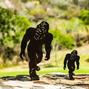 bigfoot garden decor metal stake – set of 2 big foot sasquatch gifts yard art decorative garden stakes for outdoor decor, yard, patio, lawn decorations – 15.7”h x 8.3”w & 7.8”h x 4.1”w