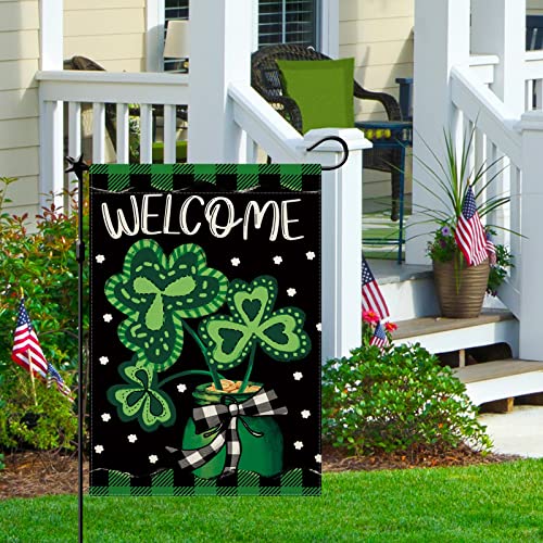 CMEGKE St Patrick's Day Garden Flag, St Patrick's Day Green Shamrocks Welcome Garden Flag, Spring Summer Garden Flag Rustic Vertical Double Sided Burlap ST Patricks Day Party Holiday Farmhouse Yard Home Outside Decor 12.5 x 18 In