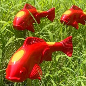 Koi Fish for Garden - Garden Statues Resin Garden Koi with Stake, 3 Pcs Garden Sculptures Garden Ornaments for Outdoor Garden Lawn Pond Decoration (A)