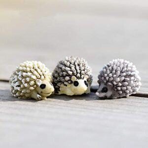 MAOMIA 21 Pcs Mini Hedgehog Figurines, Fairy Garden Hedgehog Miniature Figurines Moss Landscape DIY Terrarium Crafts Ornament Accessories Outdoor Decor