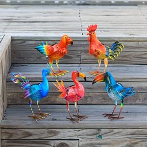 HSHD Metal Rooster Decor Garden Statue Solar Lights Outdoor - Chicken Sculpture Yard Art Kitchen Decor Lawn Ornaments (Rooster)