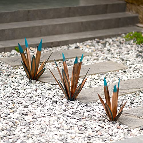 Tequila Rustic Sculpture, 2Pack DIY Rustic Hand Painted Metal Agave, Metal Agave Plant Home Decor, Garden Yard Sculpture Lawn Home Art Decoration Statue, Garden Ornaments Outdoor Decor (Small)