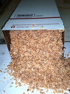 1 full box of red oak wood shavings. 100% all natural wood curls