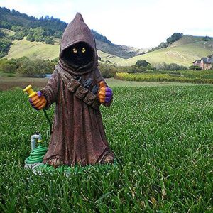 BW-King Halloween Garden Decoration Star Wars Figures Gnomes Garden Decorations, Snjiaheim Lawn Sculpture Resin Figurine, Make Your Garden Full of Mystery, Halloween Patio Decor-Bronze Yellow