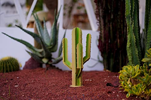 Metal desert cactus Rustic Sculpture The cactus Plant Home Decor Rustic Hand Painted The cactus Garden Ornaments Outdoor Decor Figurines Home Yard Decorations Stakes Lawn Ornaments (3 PCS green)