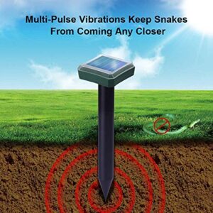 uollukoer Solar Mole Repellent Snake Repellent 4 Pack Outdoor Ultrasonic Gopher Control Spikes Waterproof Sonic Device Ultrasonic Gopher Repellent for Garden & Yard