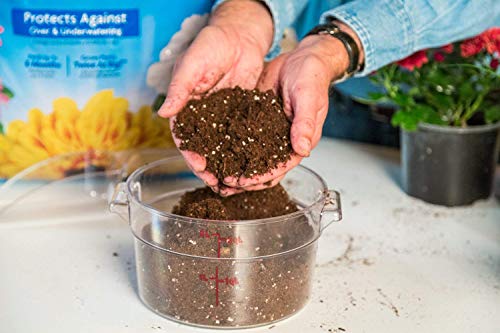 Miracle-Gro Moisture Control Potting Mix, 2 cu. ft. brown