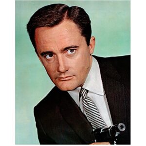 the man from u.n.c.l.e. 8×10 photo robert vaughn pointing gun light blue background kn