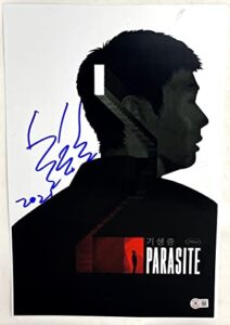 bong joon-ho signed autographed parasite movie poster 12×18 director beckett coa