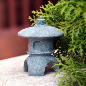 3 PCS Miniature Figurines Stone Pagoda Lantern Garden Statues Tiny Home Kit Meditation Accessories for Zen Garden Home Decor Yard Decorations Outdoor Statues Asian Garden Decor Japanese Gifts (2)