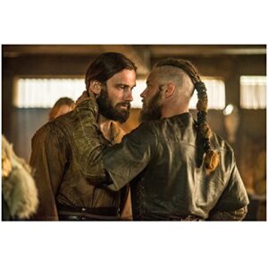 vikings 8 x 10 photo travis fimmel/ragnar lothbrok & clive standen/rollo an intense moment kn