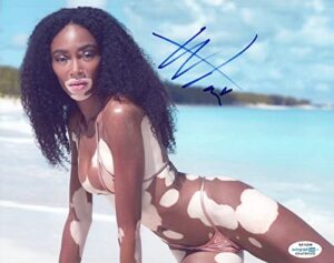 winnie harlow signed autographed 8×10 photo sports illustrated model acoa coa