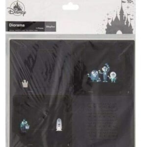 Disney Parks - Haunted Mansion Paper 3D Diorama Set