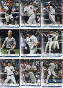 2019 topps complete (series 1 & 2) baseball new york yankees team set of 30 cards: gleyber torres(#7), the yankees win(#14), chad green(#25), yankee stadium(#47), chance adams(#98), aroldis chapman(#99), miguel andujar(#132), aaron judge(#150), didi grego