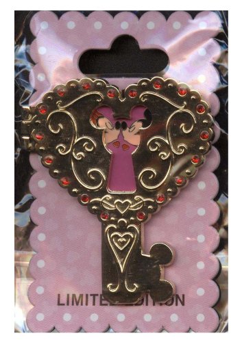 Disney Pin - Love is Magical - Key to My Heart Jumbo