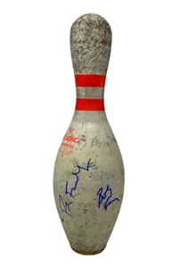 peter & bobby farrelly brothers signed autograph bowling pin kingpin beckett coa