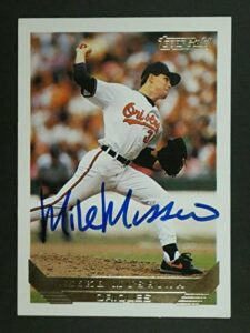 mike mussina signed baseball card with jsa coa