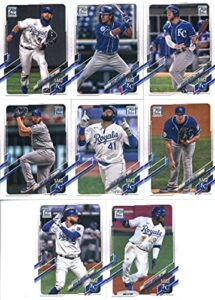 2021 topps complete (series 1 & 2) kansas city royals team set of 24 cards: jakob junis(#19), edward olivares(#32), maikel franco(#48), nick heath(#122), adalberto mondesi(#125), brady singer(#169), salvador perez(#211), ian kennedy(#236), kris bubic(#238