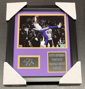 justin jefferson vikings one handed catch autographed facsimile laser 8×10 photo framed – autographed nfl photos