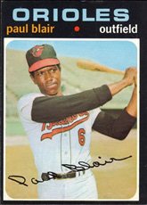 1971 topps regular (baseball) card# 53 paul blair of the baltimore orioles ex condition