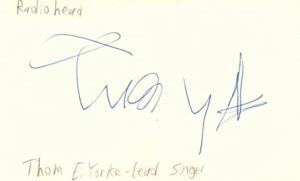 thom yorke lead singer radiohead rock band music signed index card jsa coa