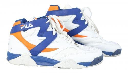 1992-93 Tony Campbell Game-Used Signed Fila Sneakers NY Knicks JSA & MEARS COA - Autographed NBA Sneakers