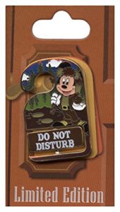 disney pin – resorts – do not disturb – wilderness lodge