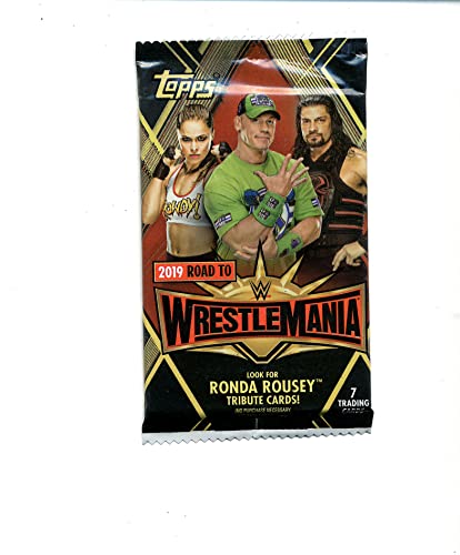 Topps WWE 2019 Road to Wrestlemania Trading Card Pack