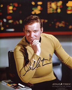 william shatner signed/autographed star trek tos 8×10 glossy photo as captain james t. kirk. includes fanexpo certificate of authenticity and proof. entertainment autograph original.