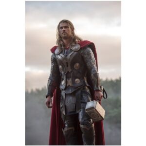 chris hemsworth 8 x 10 photo – thor snow and the huntman with hammer