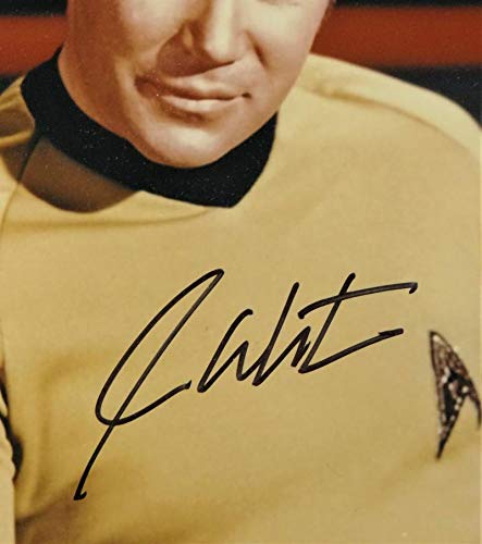 William Shatner Autographed 11x14 Star Trek Sitting Photo - Beckett Auth Black