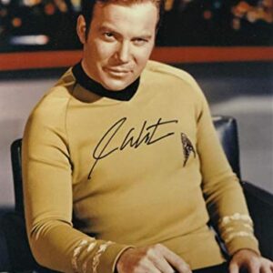 William Shatner Autographed 11x14 Star Trek Sitting Photo - Beckett Auth Black