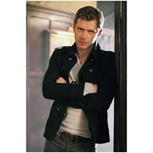 the vampire diaries joseph morgan leaning against doorway as klaus mikaelson 8 x 10 inch photo