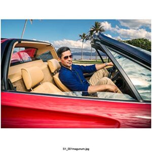 magnum p.i. (2018) 8inch x 10inch photo jay hernandez promo photo sitting in car ed