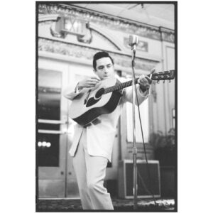 johnny cash 8×10 photo singer black & white ring of fire