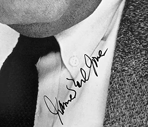 JAMES EARL JONES Autographed Hand SIGNED 8" x 10" PHOTO SHAKESPEARE ACTOR JSA Certified Authentic PP75008