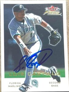 luis castillo autographed 2001 fleer focus #110