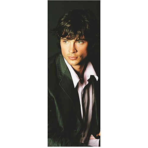 Tom Welling 8x10 Inch Photo Smallville Cheaper by the Dozen 1&2 The Fog Black Pinstriped Jacket Pink Shirt Pose 4 kn