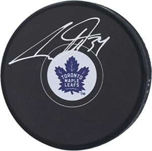 auston matthews toronto maple leafs autographed hockey puck – autographed nhl pucks