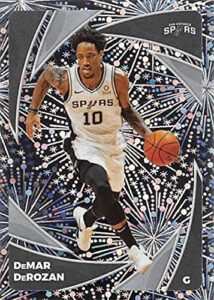 2020-21 panini stickers #472 demar derozan foil/star player official nba basketball album sticker measuring 2.75 inch tall x 2 inches wide in raw (nm or better condition)