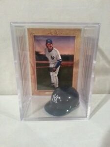 mariano rivera new york yankees mini helmet card display collectible topps auto shadowbox autograph